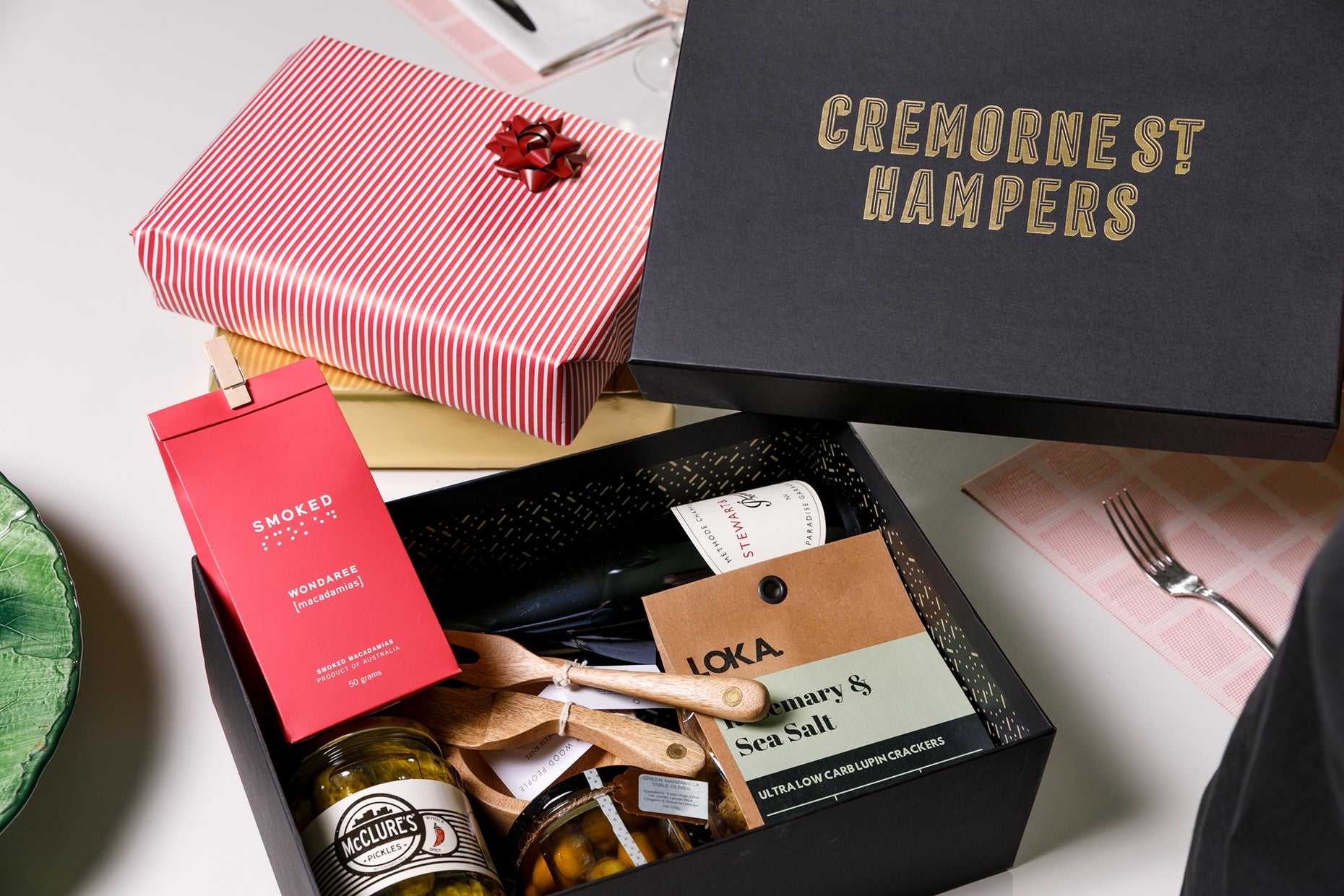 Gift Hampers Melbourne | Corporate & Gourmet Hamper Melbourne