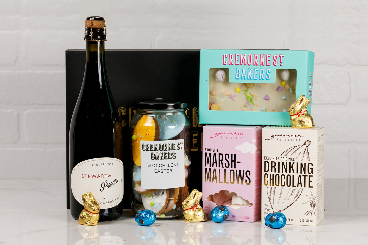 Gift Hampers Melbourne | Corporate & Gourmet Hamper Melbourne